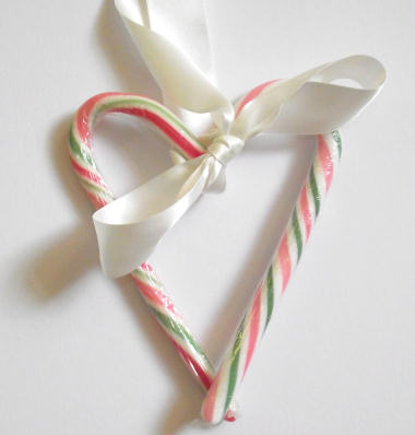 Candy Cane Heart Craft | Activity Village